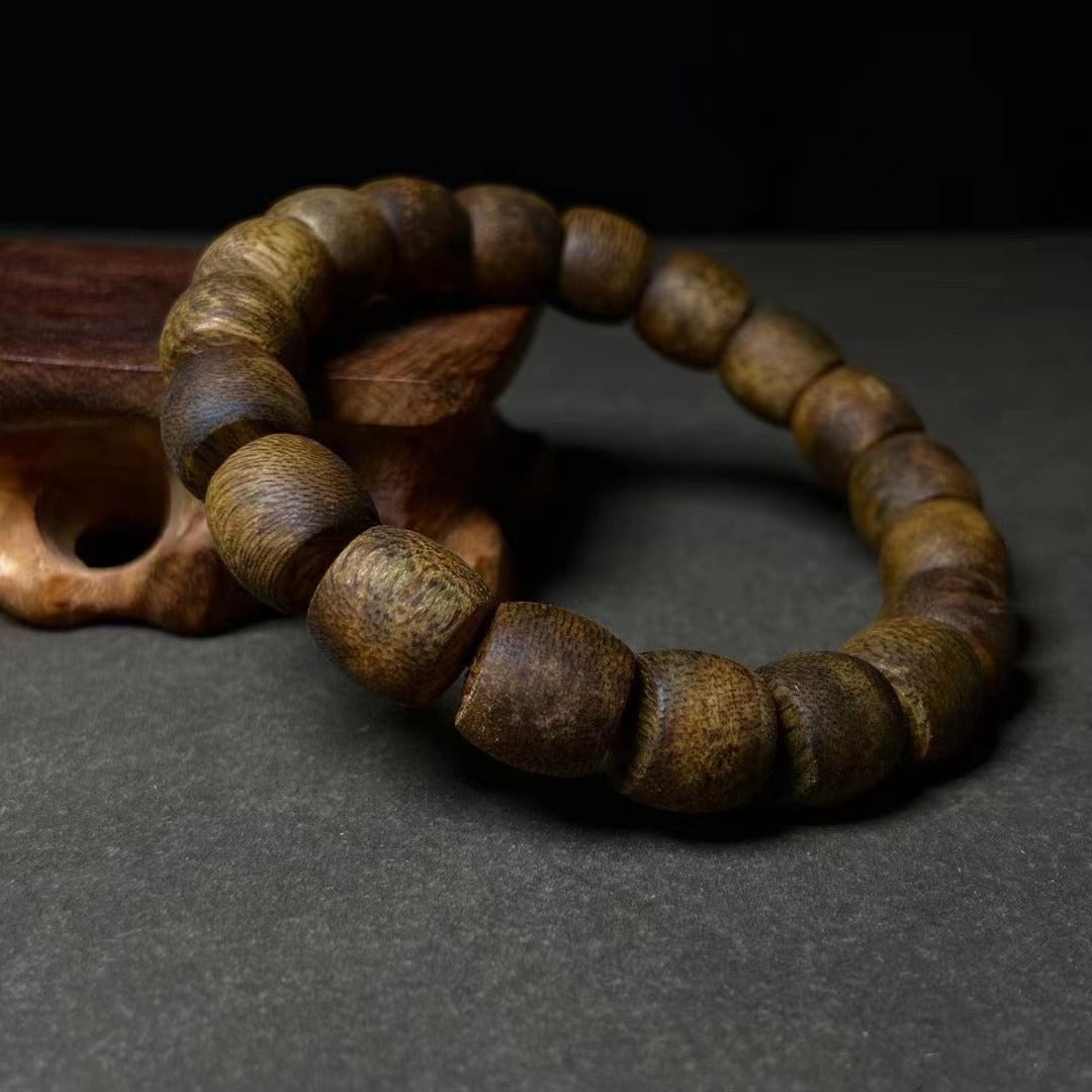 Green Kynam Wild Oud Agarwood Bracelet from Hainan 12mm Diameter Beads ...
